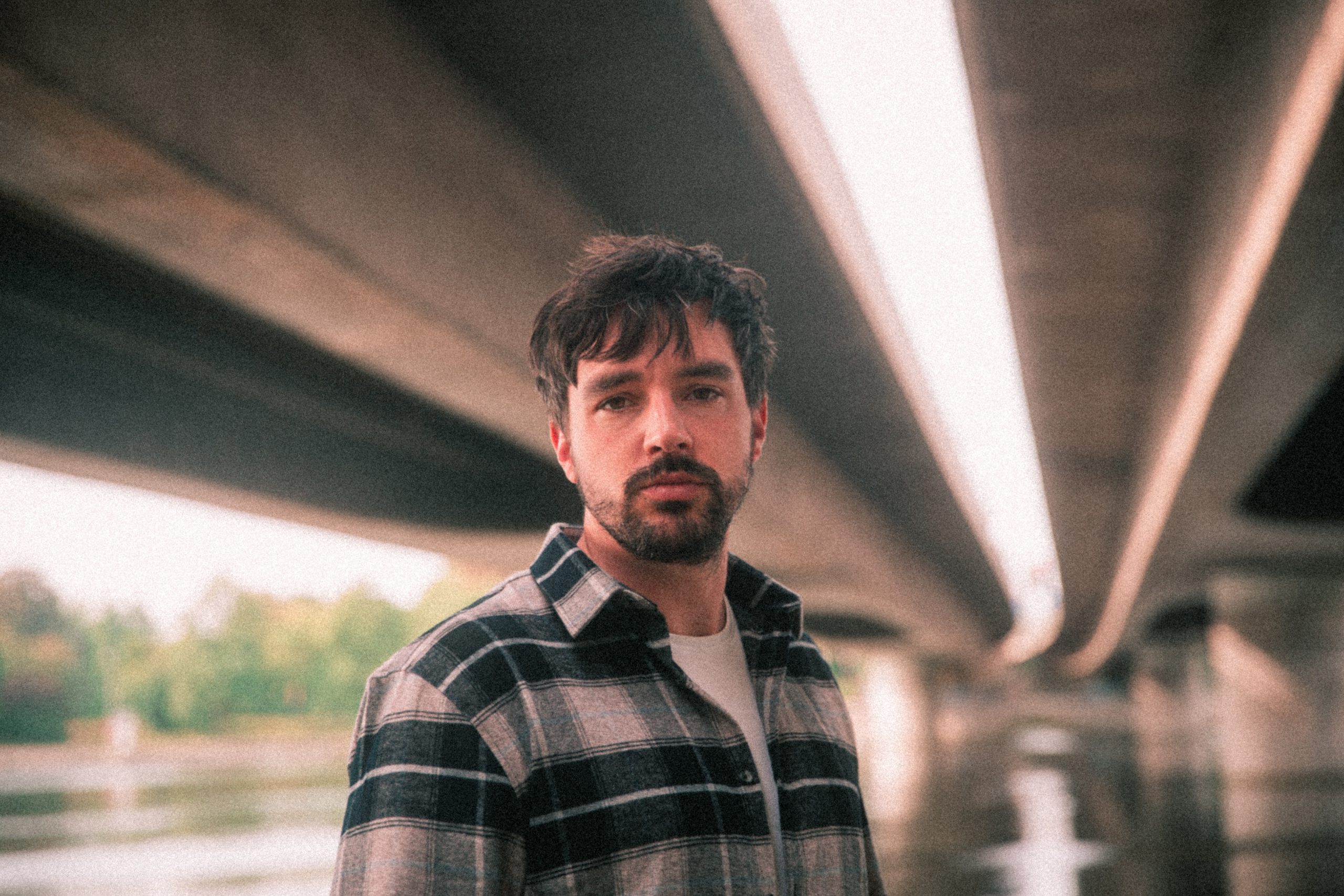 Festivalstalker präsentiert Newcomer VERN mit Debüt-Single "Fear"